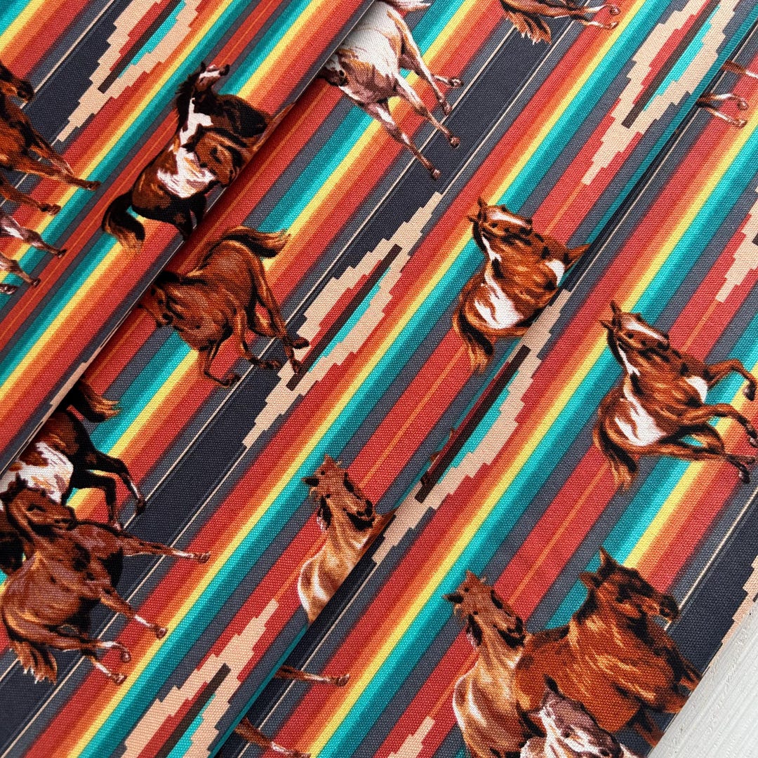 Canvas Fabric - Medium Weight - Spirit Trail - Thoroughbreds Horses ...