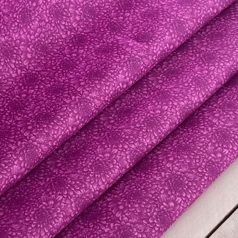Purple Magenta Dahlia Floral - 100% Quilter Cotton by the Yard, 1/4, 1/ ...