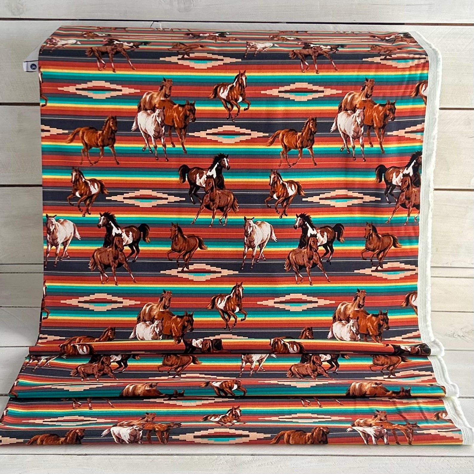 Canvas Fabric - Medium Weight - Spirit Trail - Thoroughbreds Horses ...