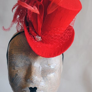 Red Mini Top Hat,cocktail Hat With Veil,burlesque Fascinator,bridal Hat ...
