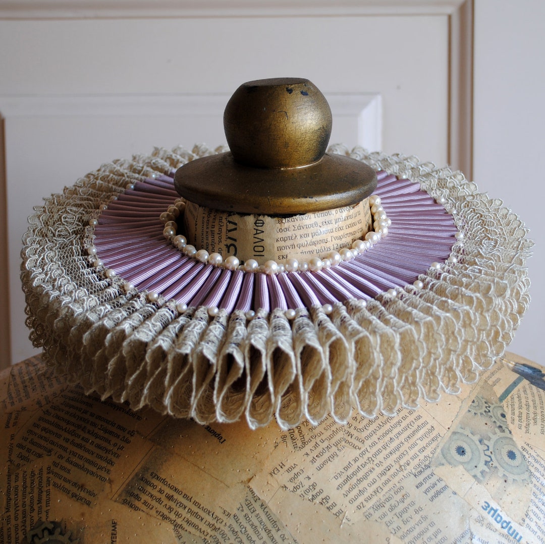 Lilac Elizabethan Collar,historical Elizabethan Ruff With Lace & Pearls ...