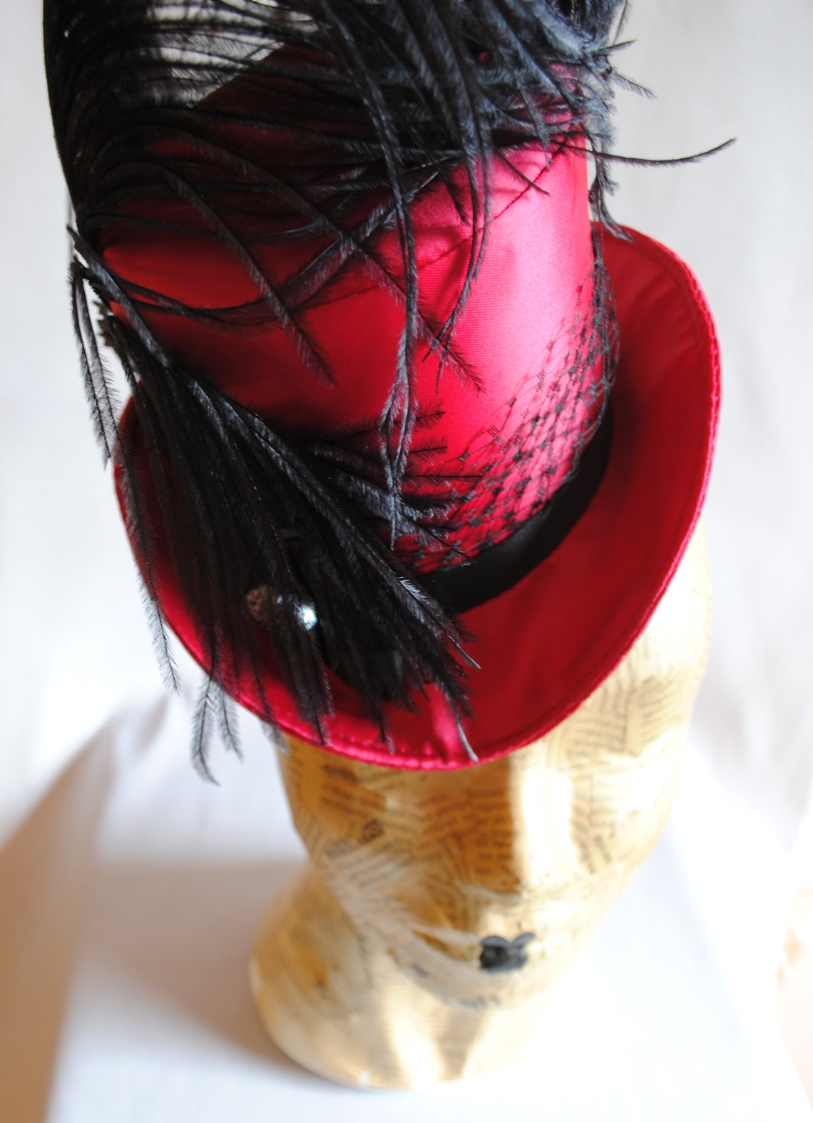 Burlesque Mini Top Hat in Fuchsia,victorian Cabaret Ladies Hat ...