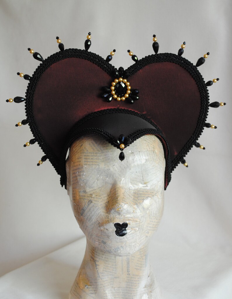 Vampire Headdress,gothic Headpiece,royal Tudors Headdress,queen of ...