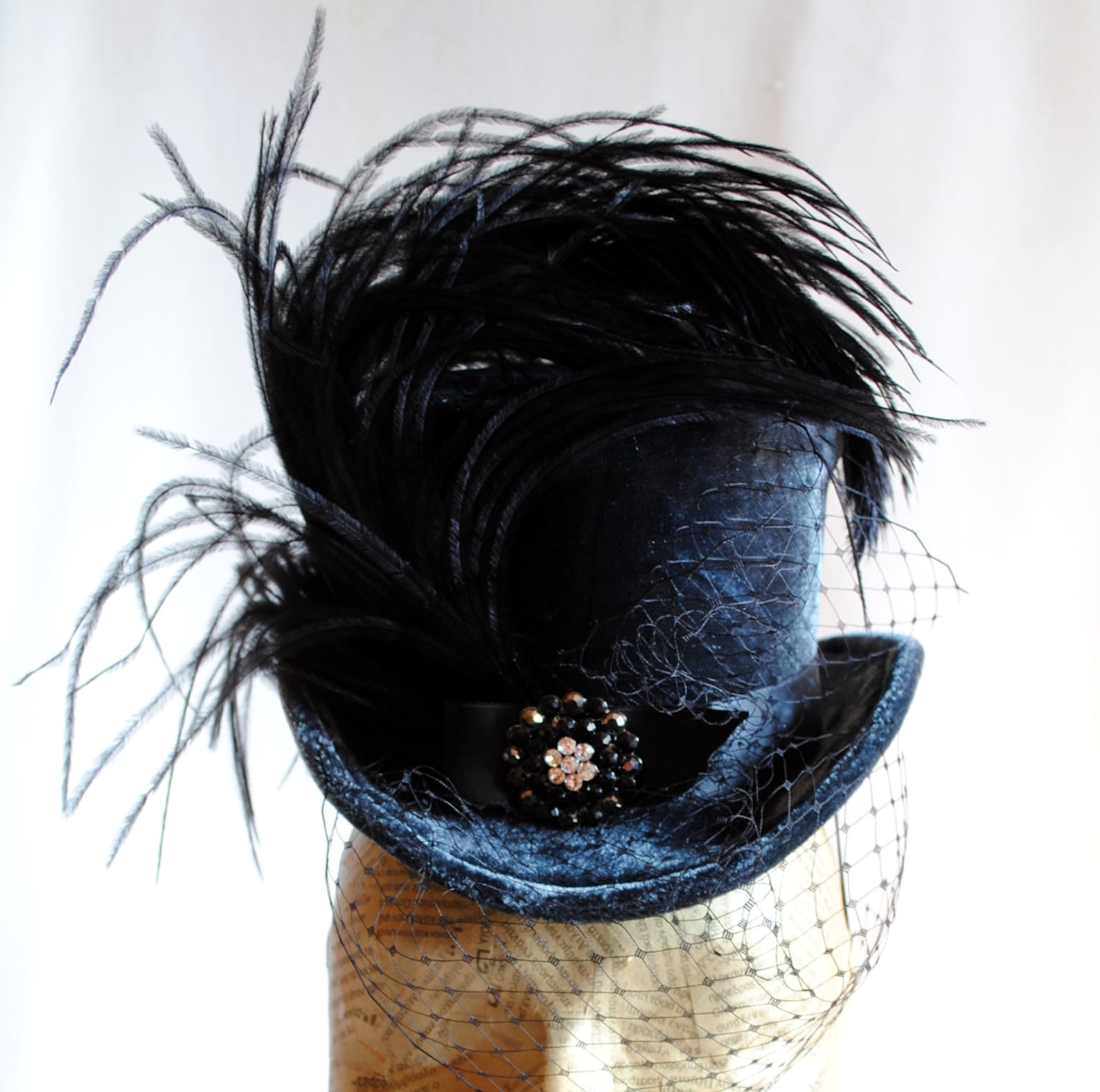 Burlesque Mini Top Hat,grey Cocktail Hat With Veil,gothic Mini Top Hat ...