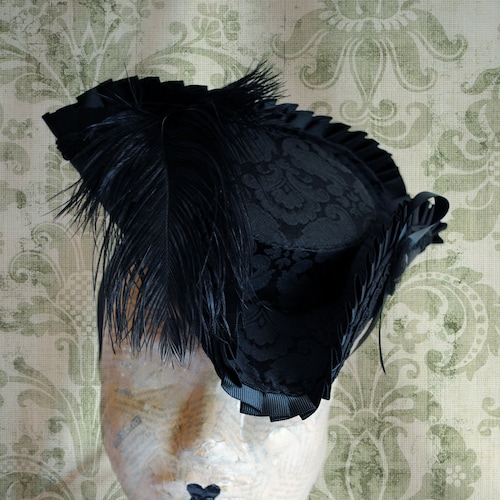 Rococo Mini Tricorn Hat in Red & Blackgothic Marie Antoinette - Etsy