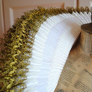 Royal Elizabethan Collar With Golden Lace,standing Ivory Collar ...