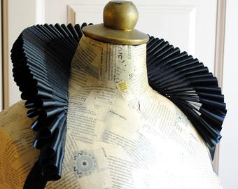 Standing Elizabethan Collar - Etsy