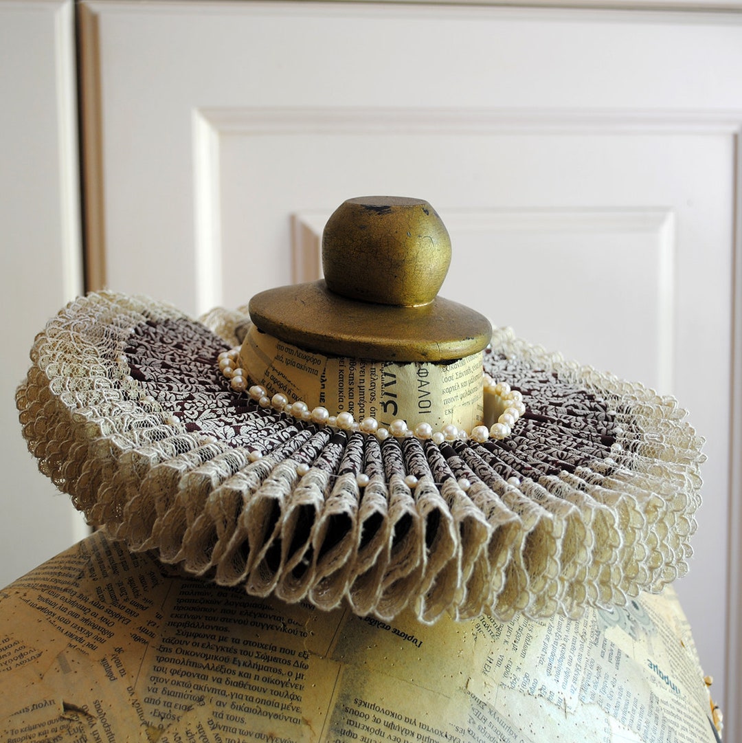 Historical Elizabethan Collar With Lace & Pearls,renaissance Costume ...