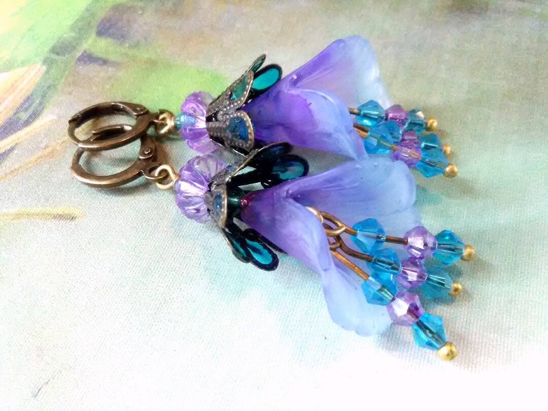 Pale Lavender and Aqua Hand Painted Ruffled Calla Lily Flowers Accented ...