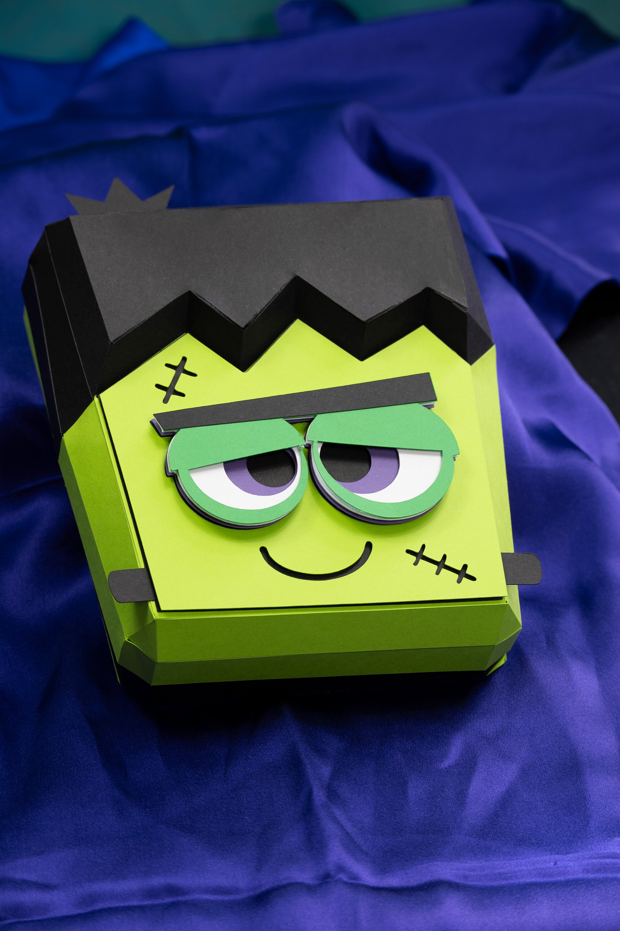 Papercraft Frankenstein, Low Poly Frankie 3D Box Papercraft Template ...