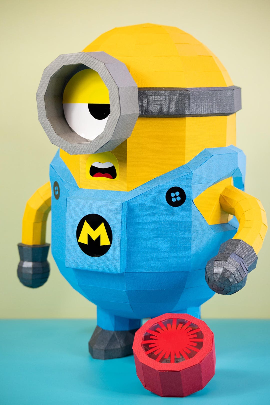 3D Minion Low-poly Papercraft Box SVG • Cricut Silhouette DIY Paper ...