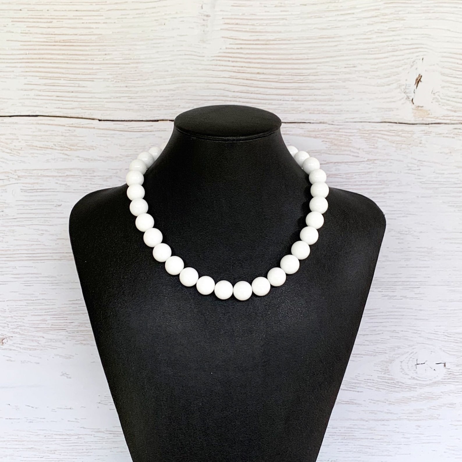 Simple White Necklace, White Shell Necklace, White Bead Necklace, Round ...