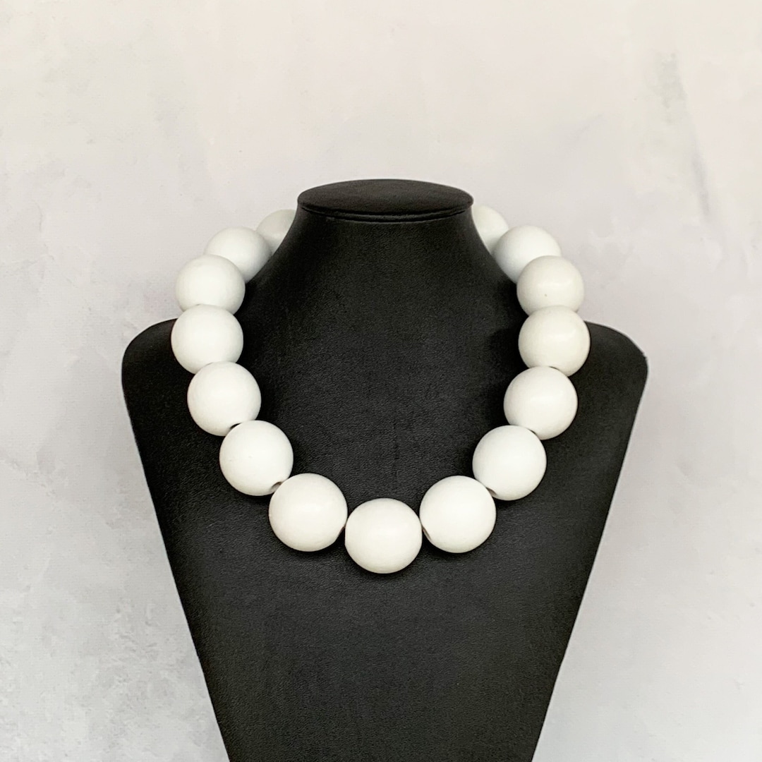 White Wood Necklace, Chunky White Necklace, Large White Bead Necklace ...