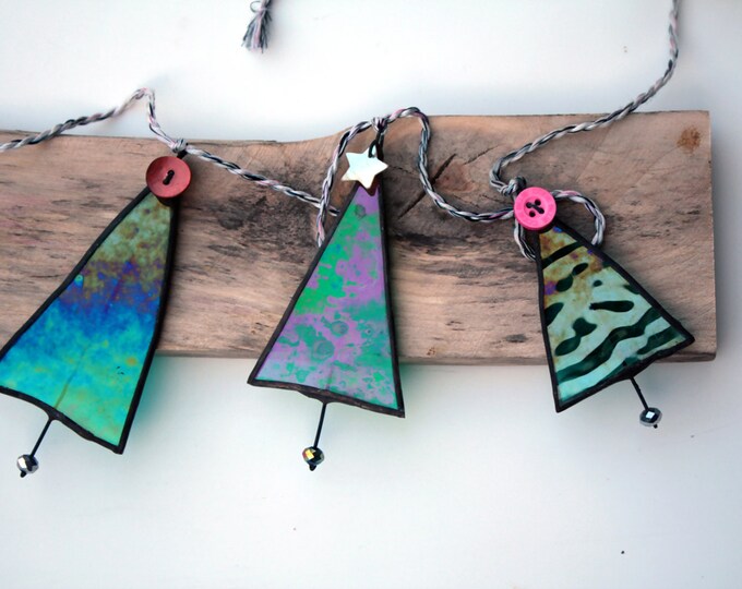 CHRISTMAS TREE GARLAND Green Mix Stained Glass Christmas Decoration ...