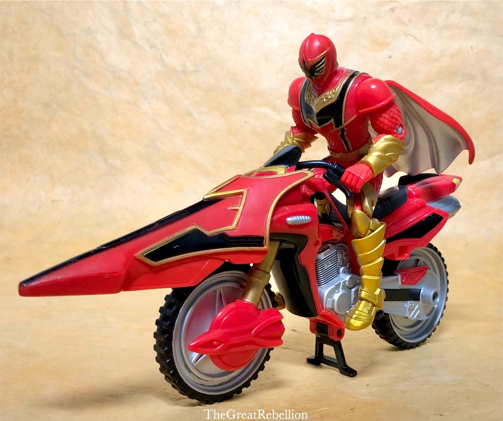 Power Rangers Super Megaforce Red Ranger Toy