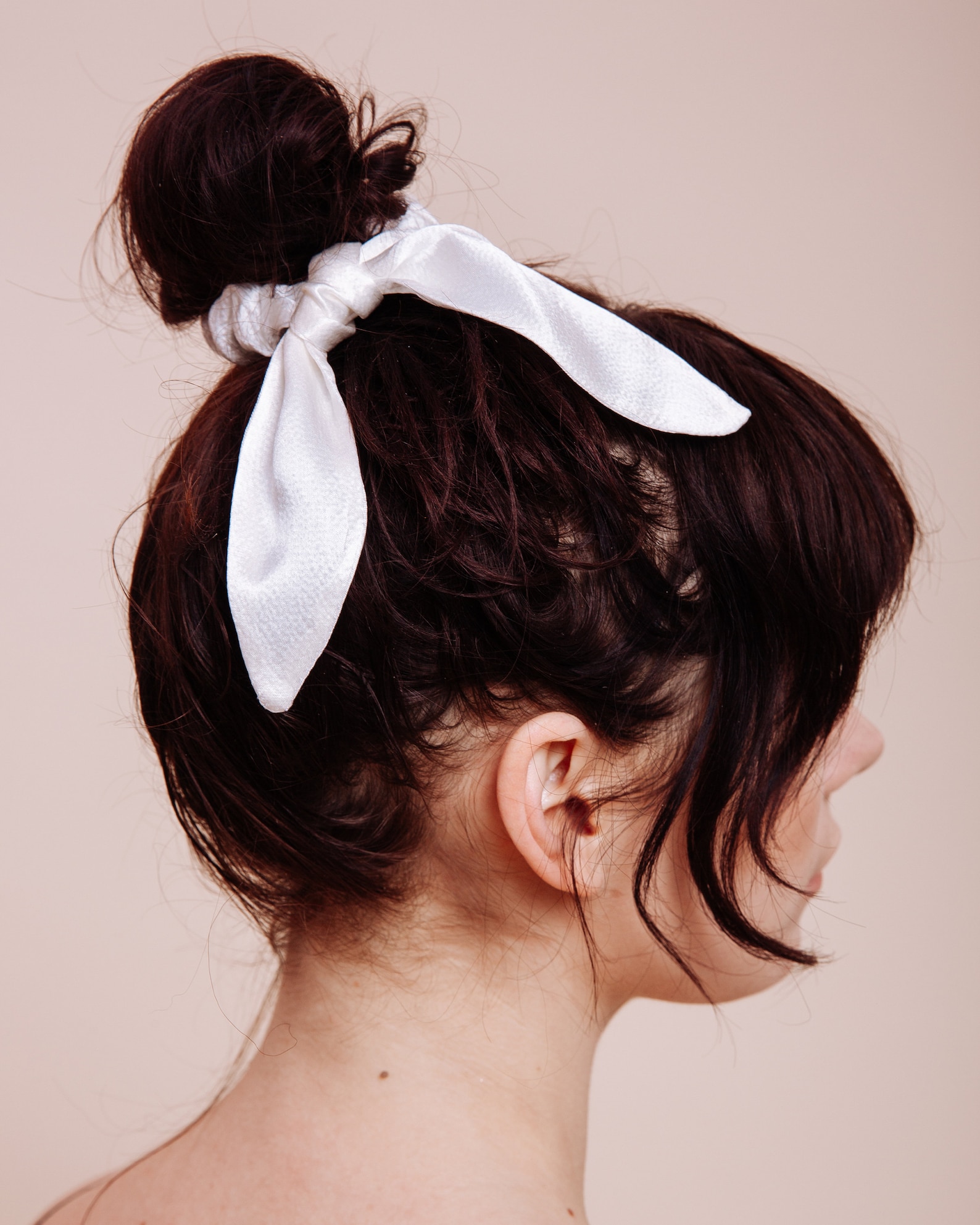 Silk Scrunchie Tie White Coyote | Etsy