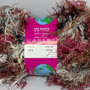 Dark Horse Yarns Hairy, Color 031, Raspberry, White, Brown, Black Wavy ...