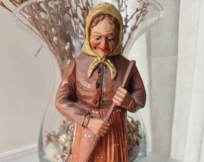 Swiss Wooden Sculture....vintage...woman With Broom - Etsy