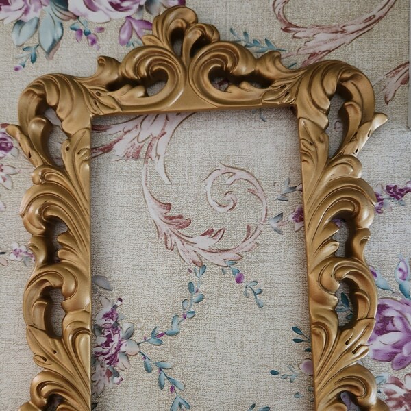 Curvy Frames - Etsy