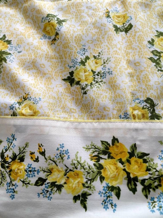 Yellow Roses Flat | Etsy