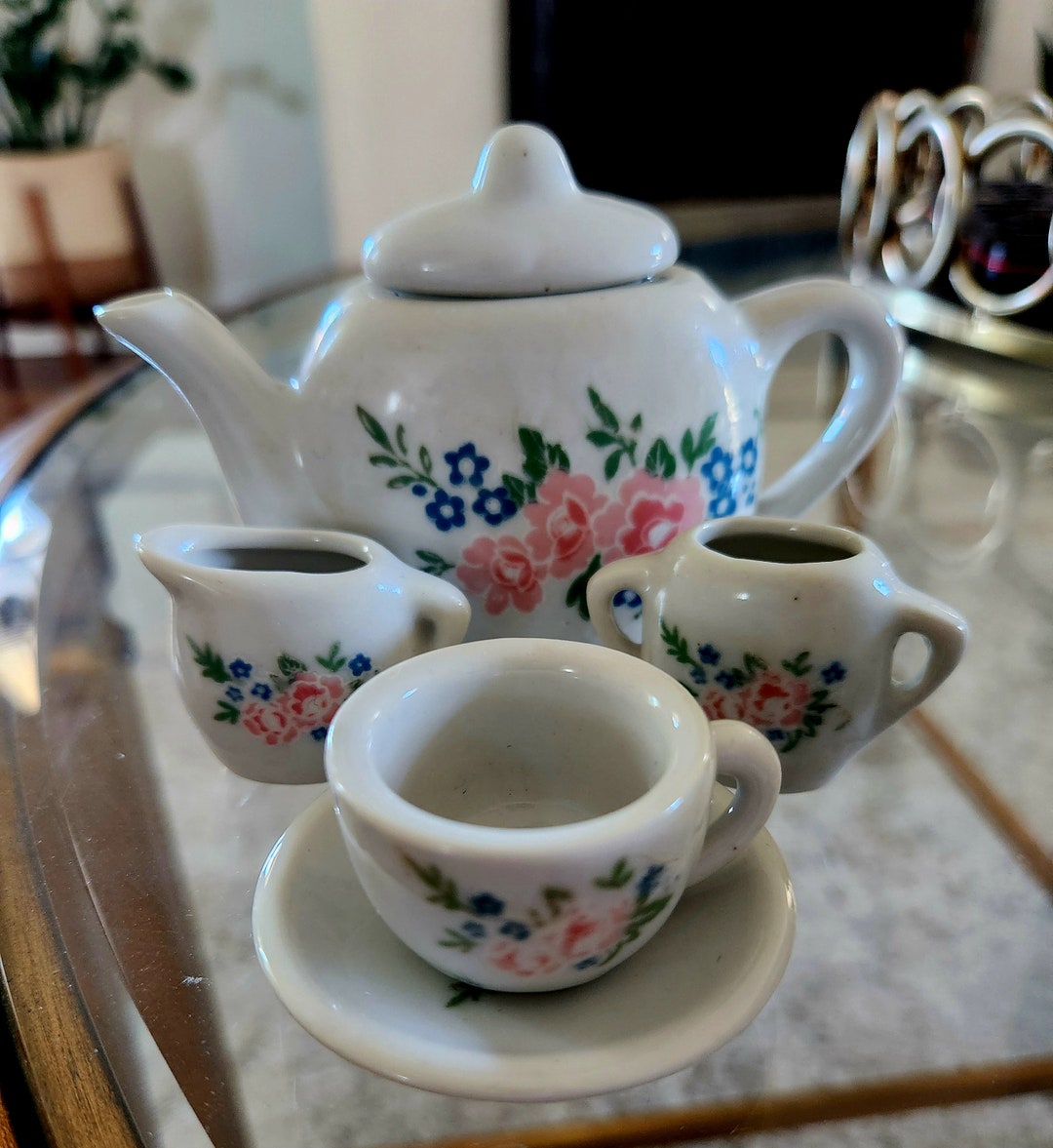 Chinaware Tea Set...17 Pieces...for Little Girls....in Original Box - Etsy