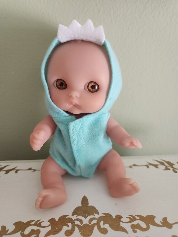 Moving baby doll store
