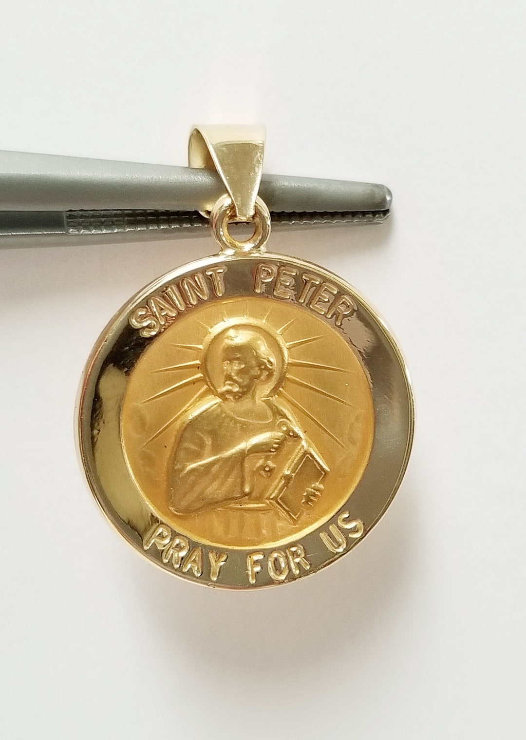 Sale 1" Estate Vintage 14k Yellow Gold Saint Peter Key to Heaven ...