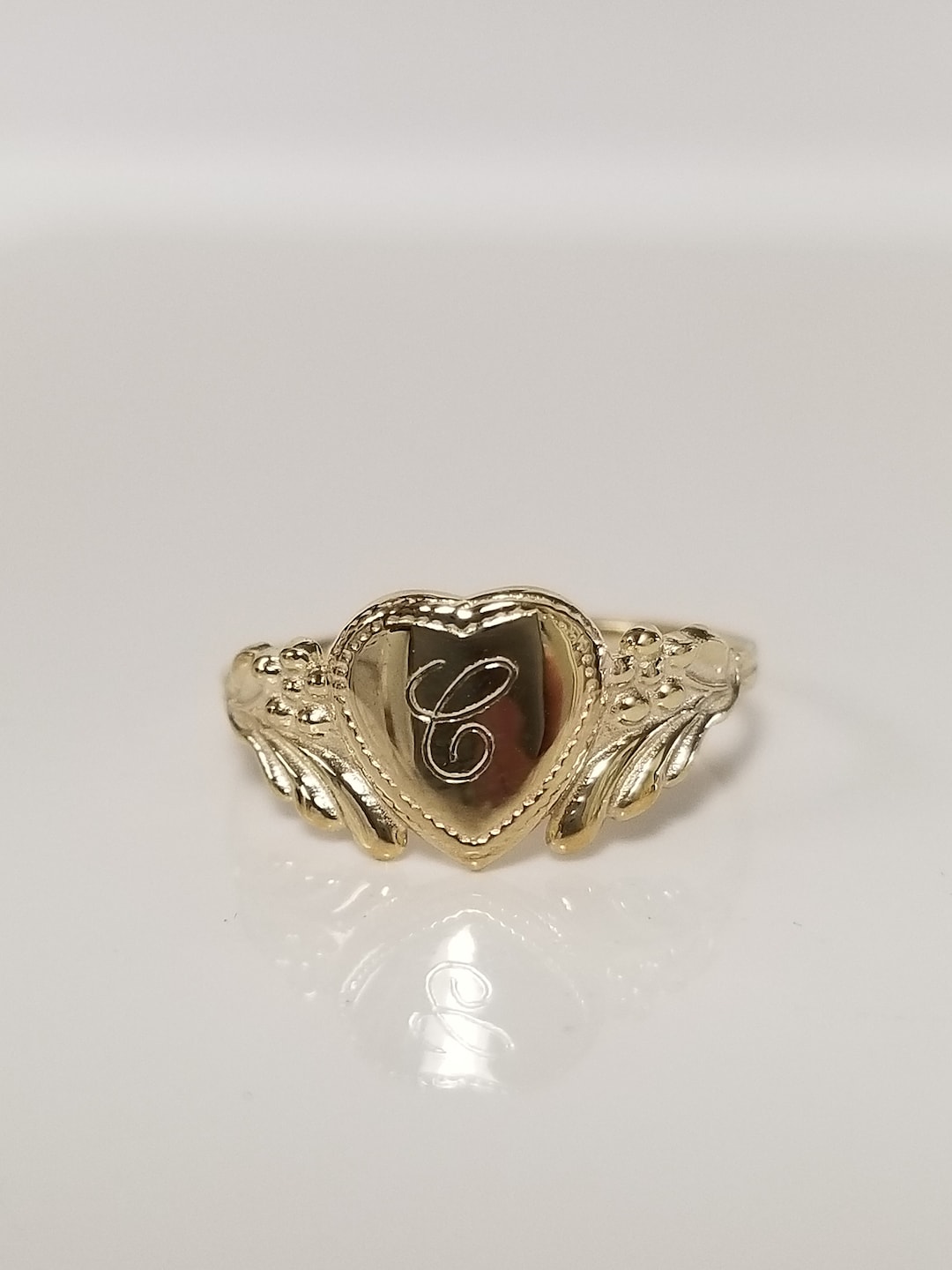 C Size 3 Estate 10k Yellow Gold Monogram Cursive C Capital Initial ...