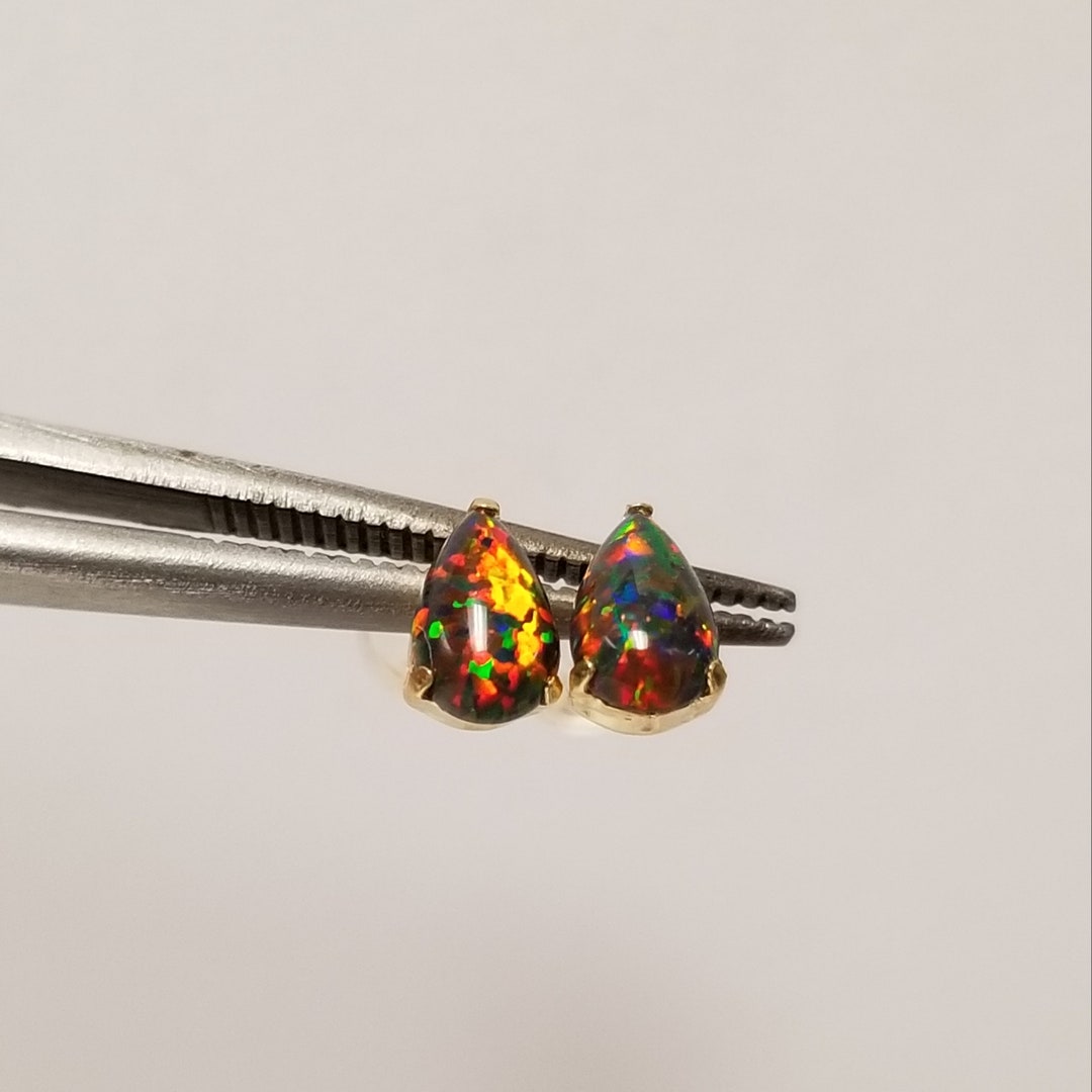 Sale 6mm Estate 18k Yellow Gold Natural Fiery Kyocera Pear .50ct Opal ...