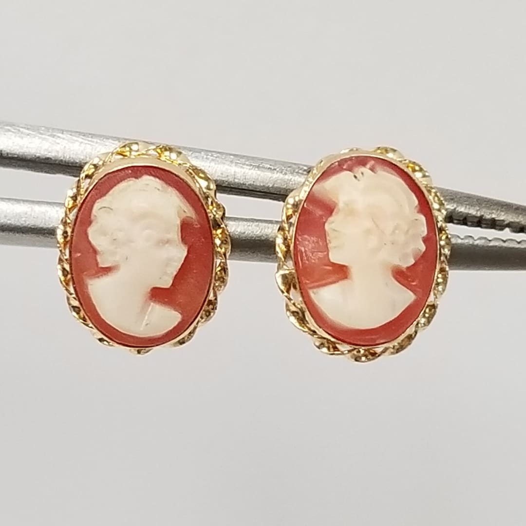 3/8" Estate New 14k Yellow Gold Cameo Shell Earrings Studs Stud ...