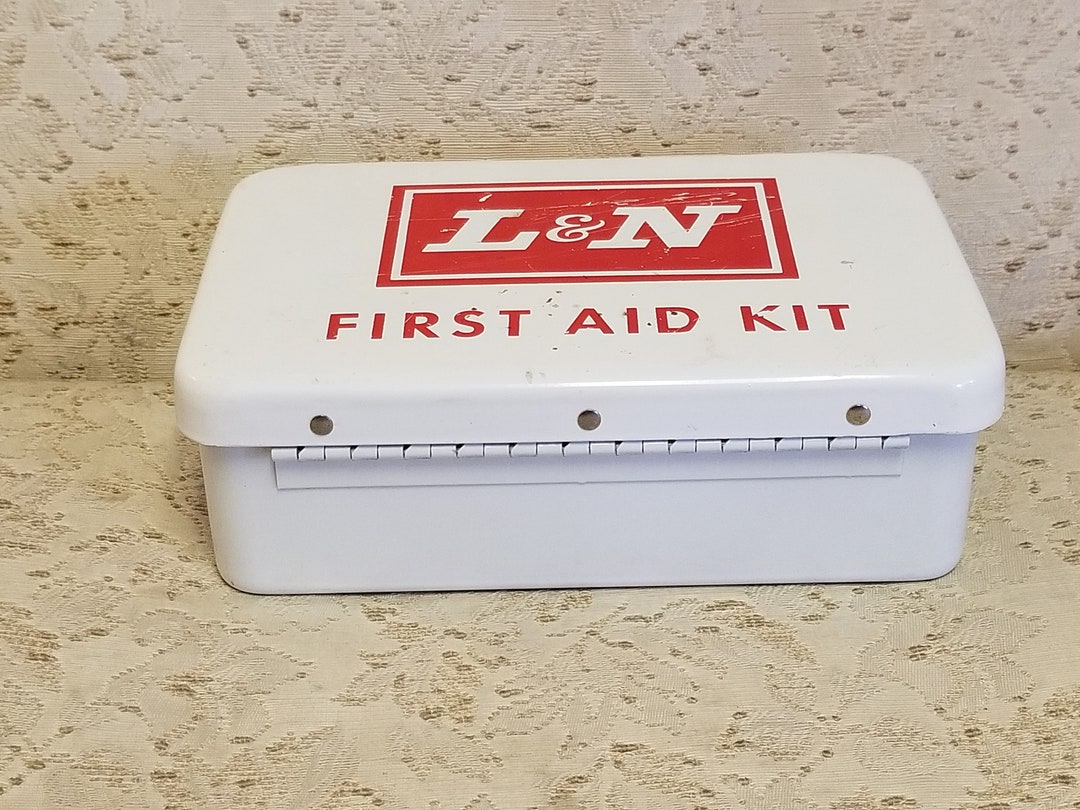 Estate L & N Conductor Metal White First Aid Kit Box Vintage Railroad ...