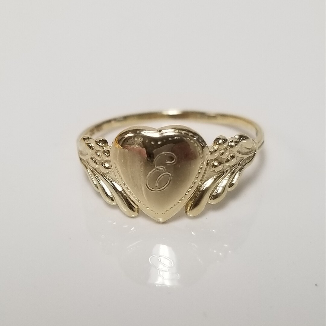 Sale Estate 10k Yellow Gold Monogram Cursive E Initial Capital Heart ...