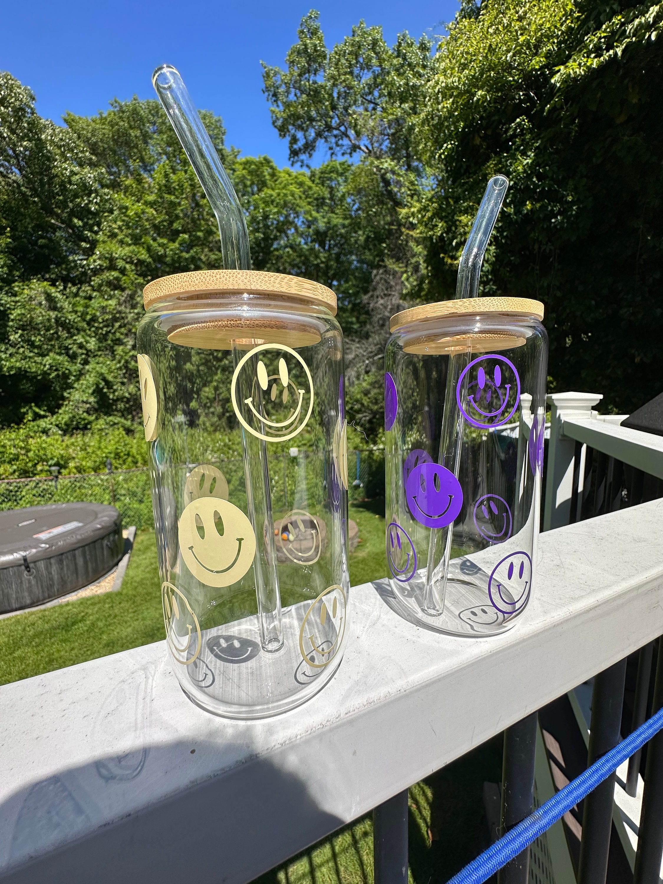 Smiley Face Cups, Glass Cups With Straw and Lid, Smile Cricut Cups ...
