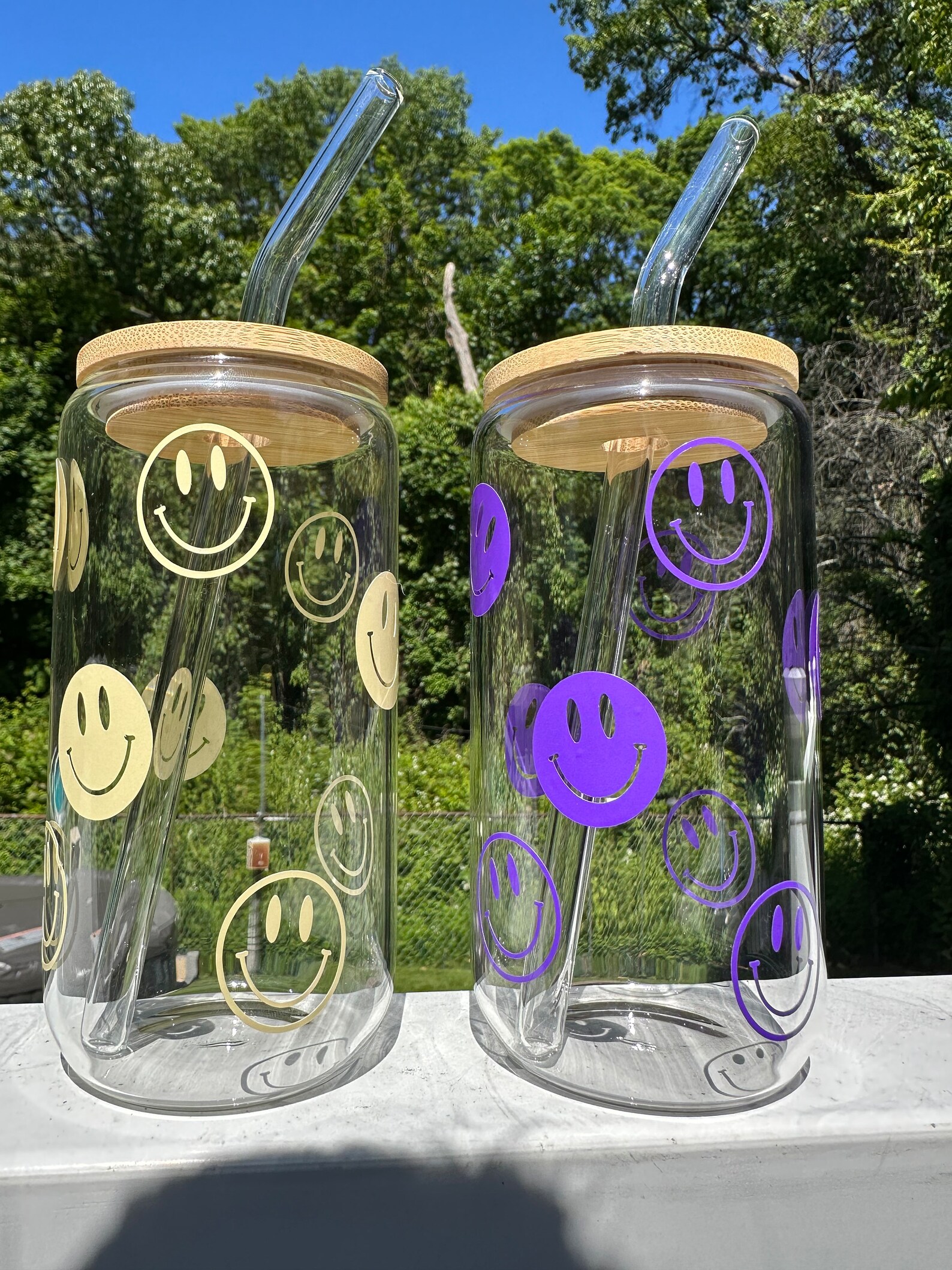 Smiley Face Cups, Glass Cups With Straw and Lid, Smile Cricut Cups ...