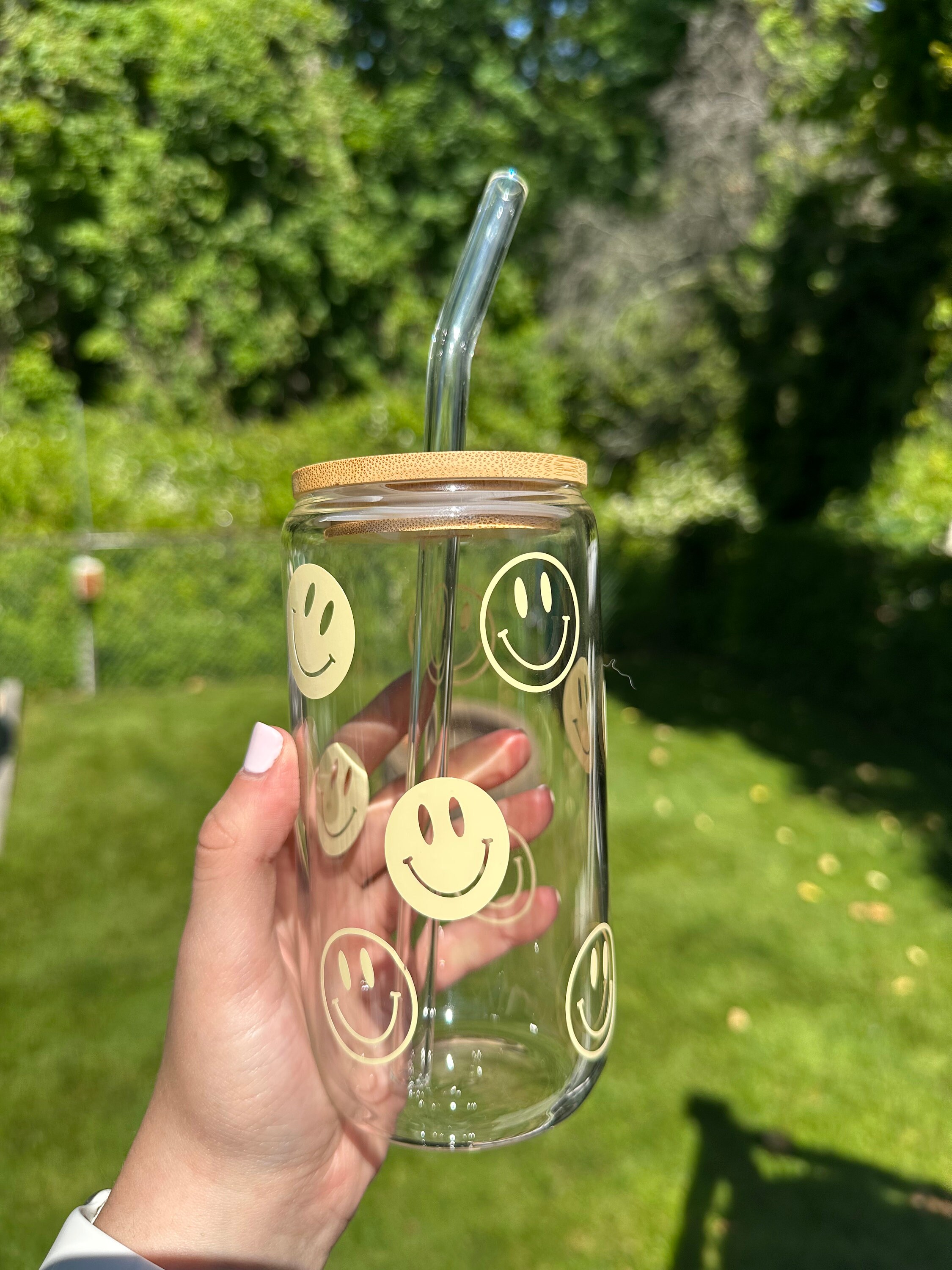 Smiley Face Cups, Glass Cups With Straw and Lid, Smile Cricut Cups ...