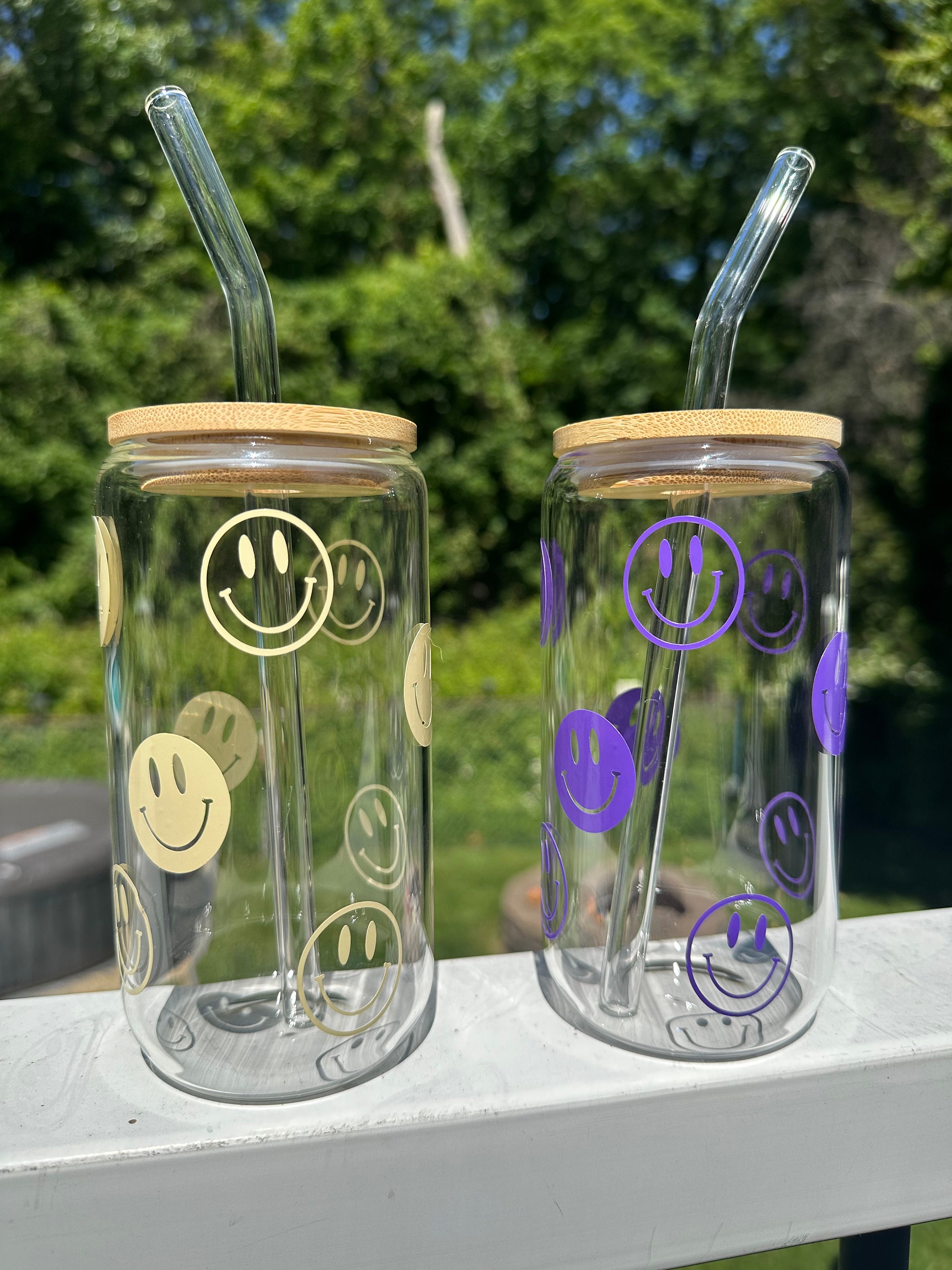 Smiley Face Cups, Glass Cups With Straw and Lid, Smile Cricut Cups ...