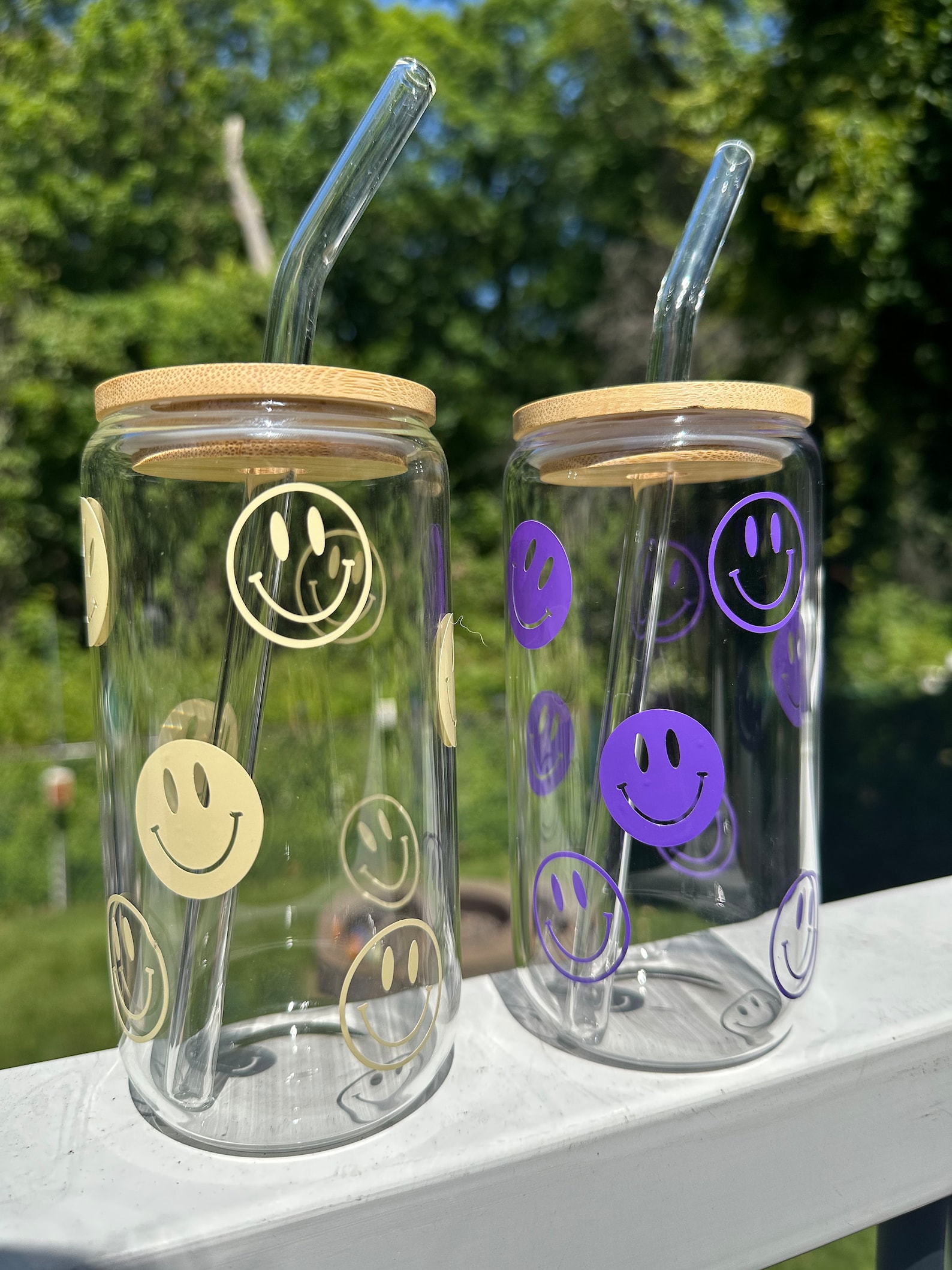 Smiley Face Cups, Glass Cups With Straw and Lid, Smile Cricut Cups ...