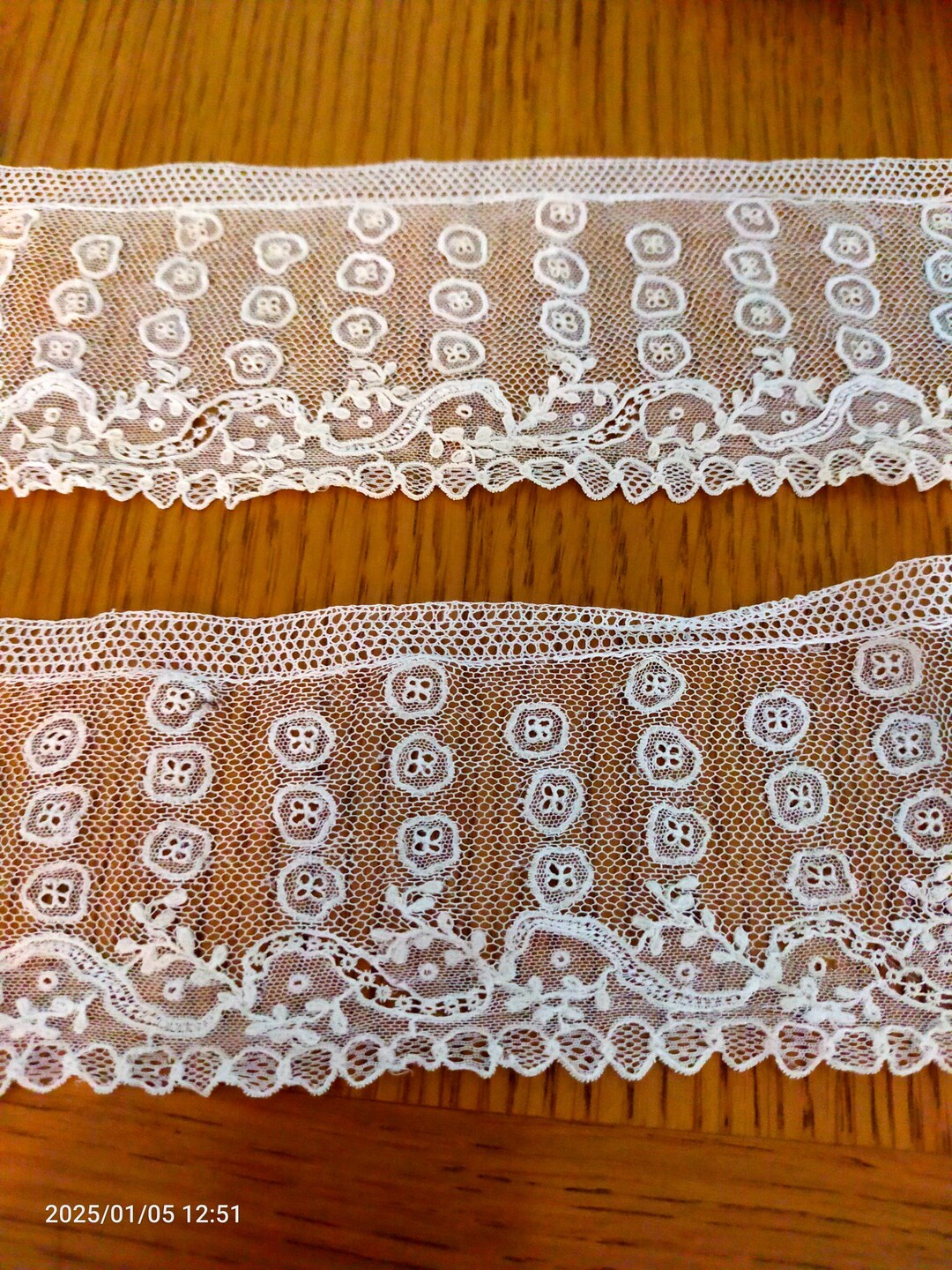 Antique 1800s Ivory Scroll and Flower Lace. Hand-made Needle Run Lace ...
