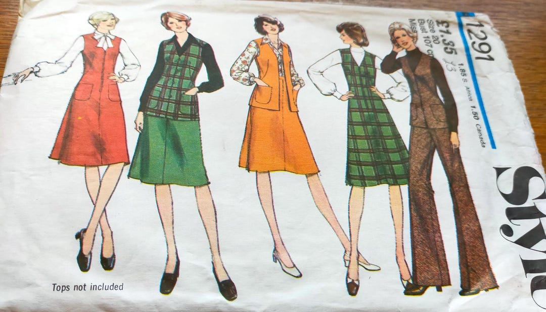 Vintage Sewing Pattern Flared Skirt, V Neck Pinafore Dress, Sleeveless ...