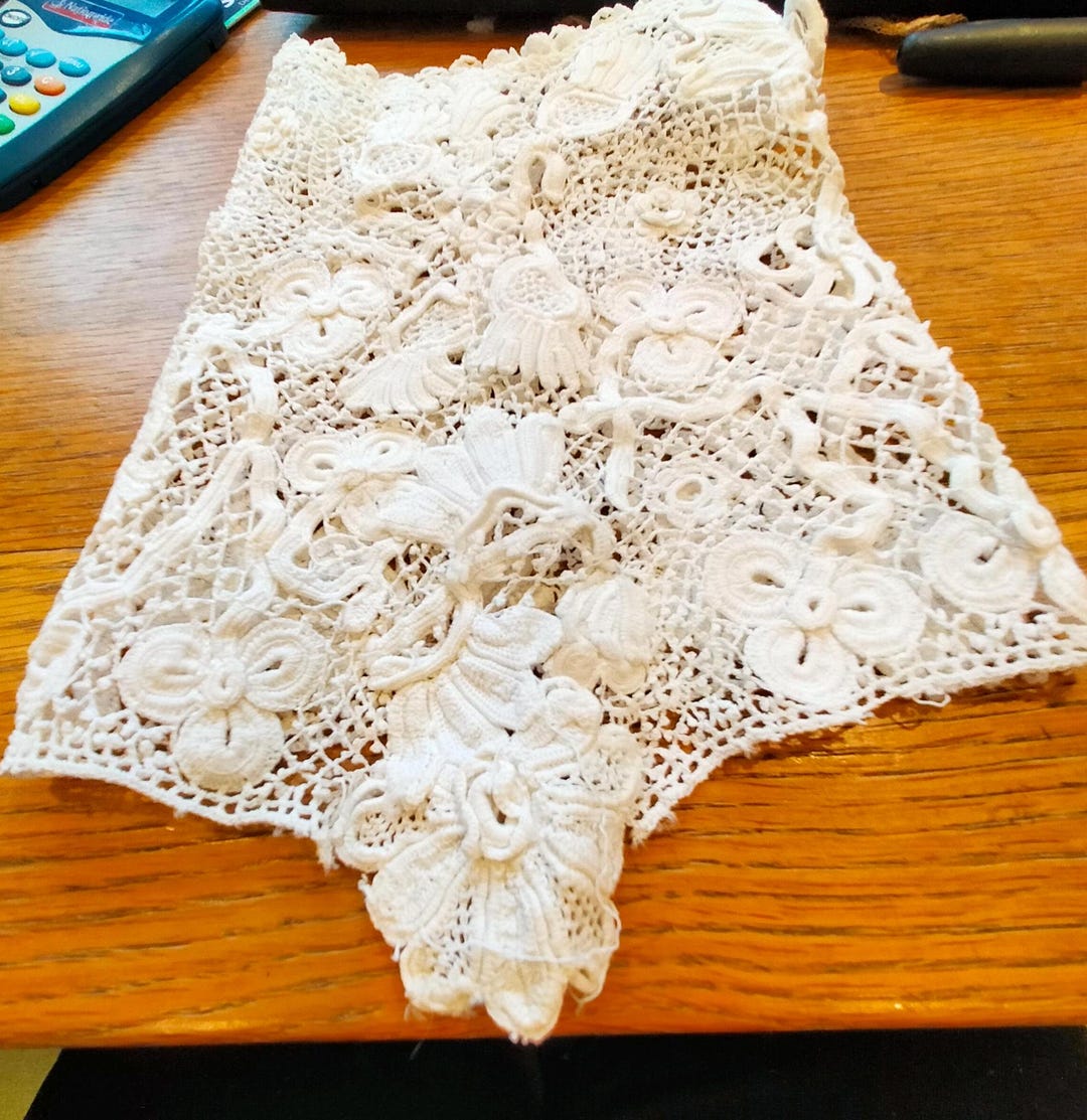 Antique Irish Lace Very Deep Cuffs Floral & Shell Design, 1800s ...