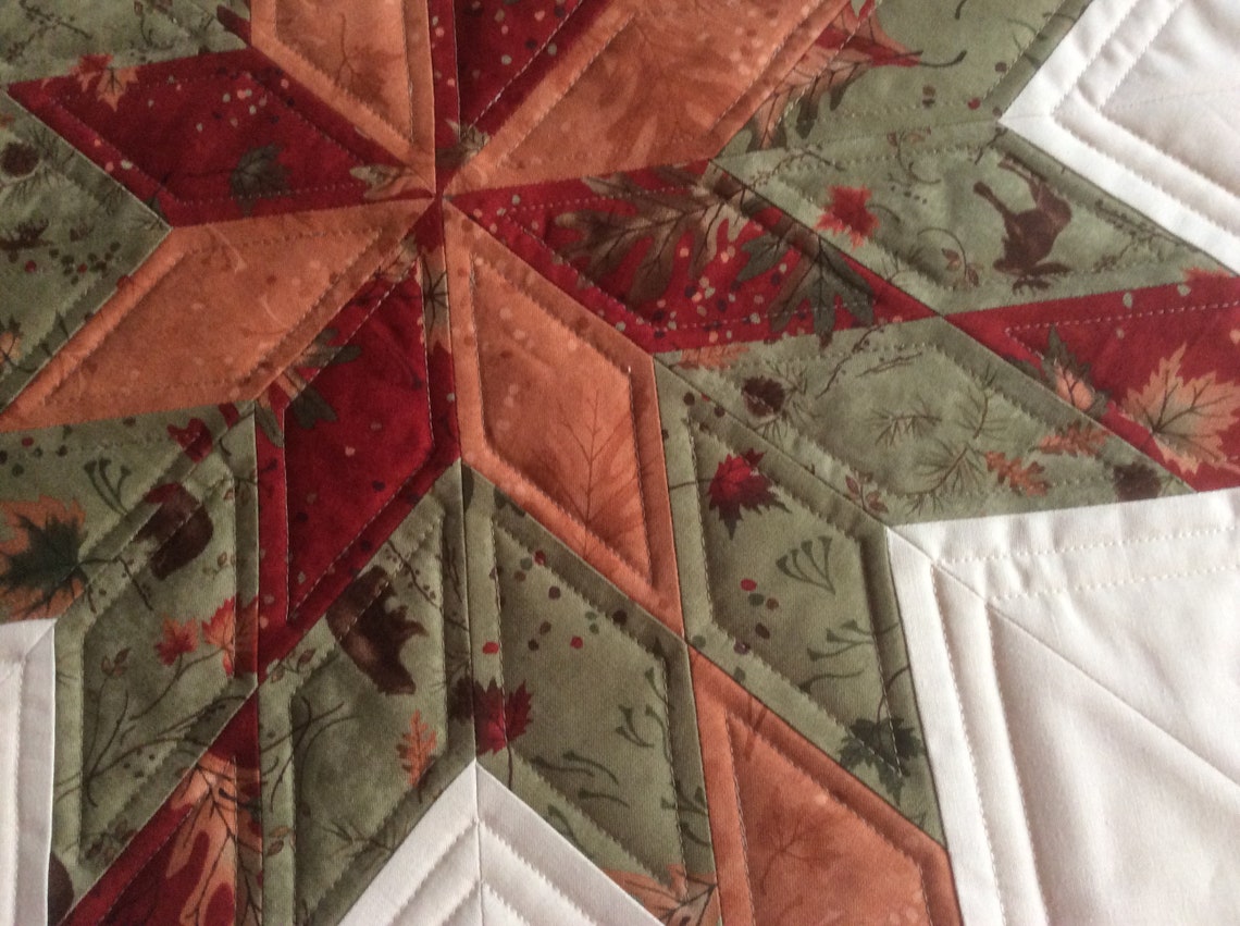 Quilted Star Table Topper. Autumnal Table Topper. Table Mat. - Etsy