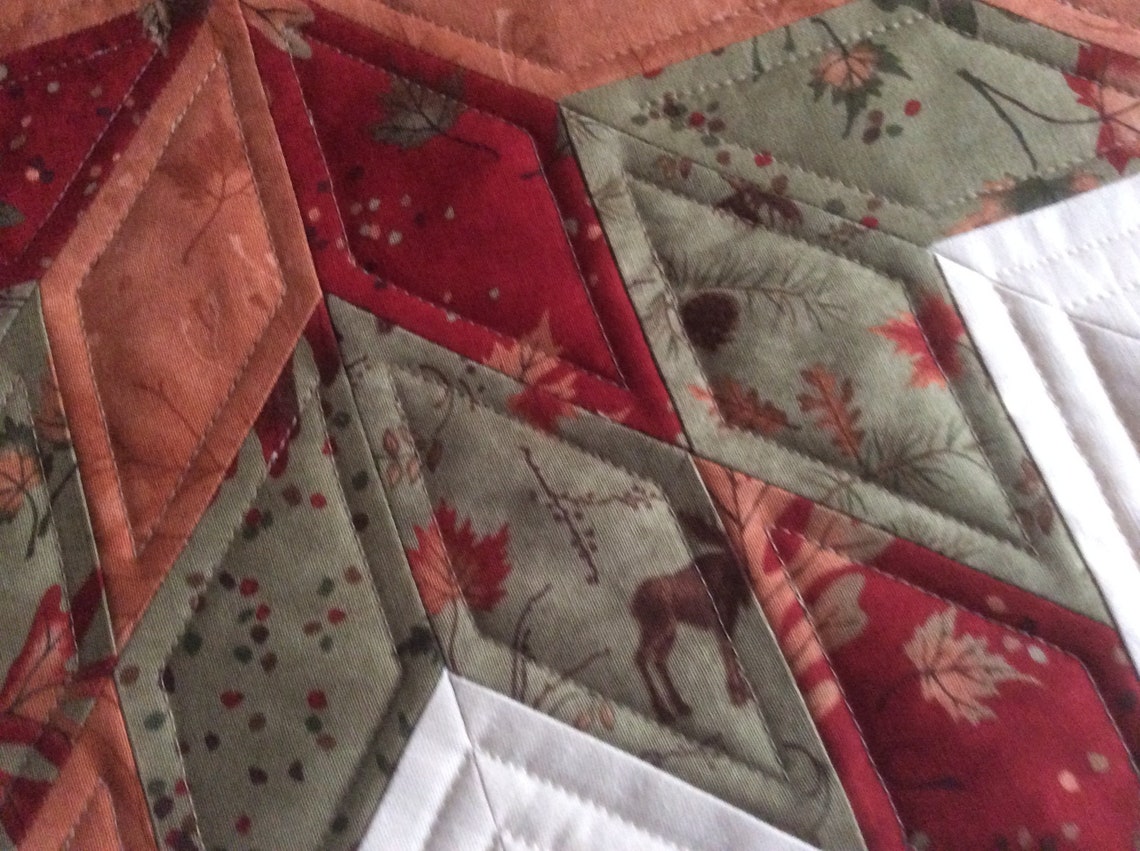 Quilted Star Table Topper. Autumnal Table Topper. Table Mat. - Etsy
