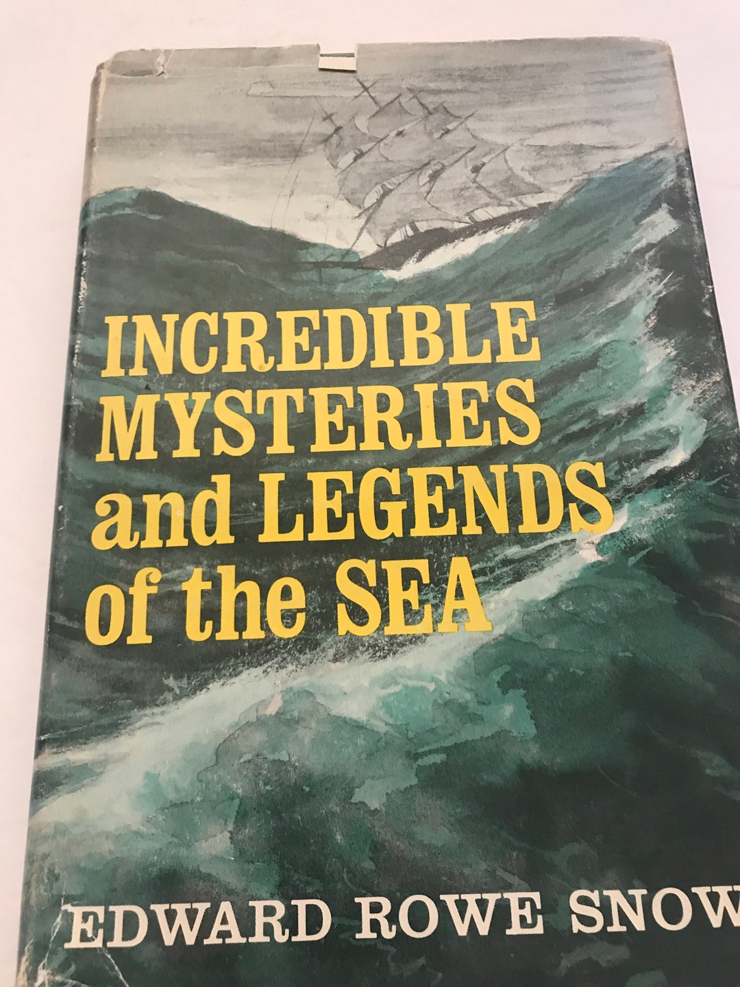 Increíbles misterios y leyendas del mar firmado Edward Rowe Snow - Etsy ...