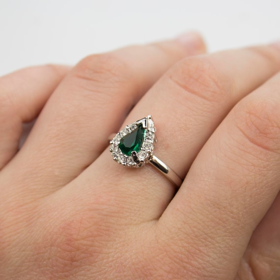 Vintage Teardrop Emerald Crystal Ring: 18k White Gold… - Gem