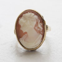 Cameo Ring - Etsy