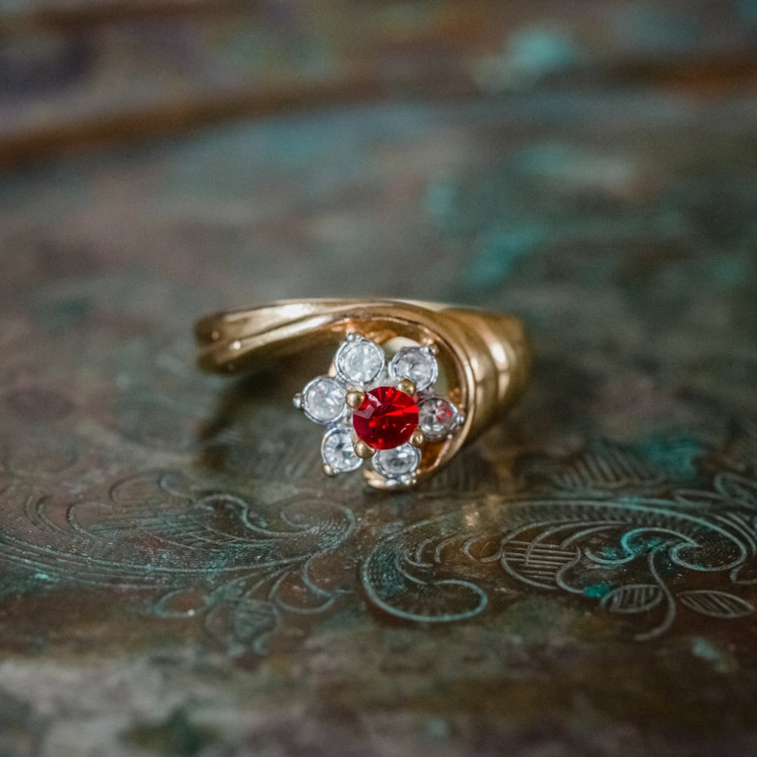 Women's Vintage Ring 1980's Ring Ruby and Clear Austrian Crystal 18k ...