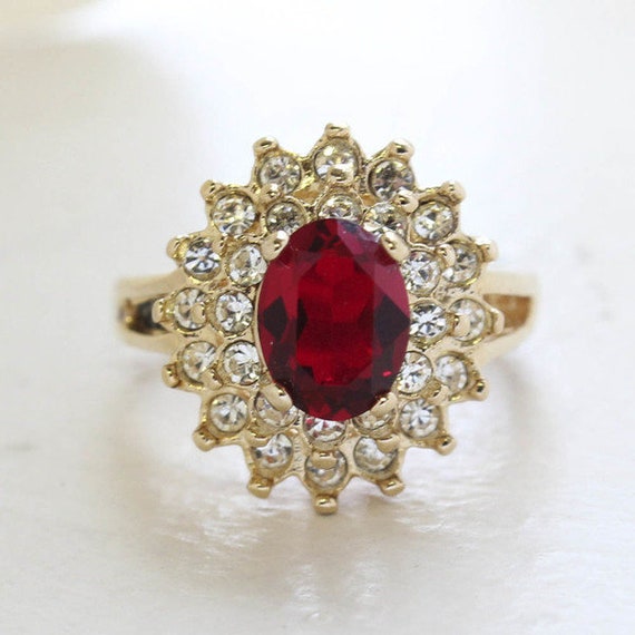 Vintage Ring Rubin und klare Swarovski Kristall Cocktail Ring 18k Gold Antique Womans Schmuck R1352 Begrenzte Lager nie getragen Etsy