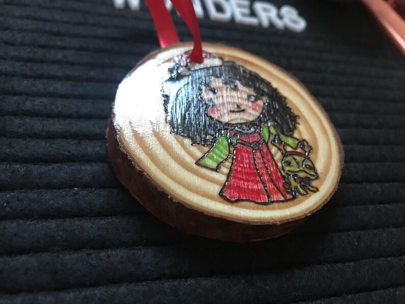 Mother Gothel Tangled Wooden Log Slice Christmas Tree Decoration ...