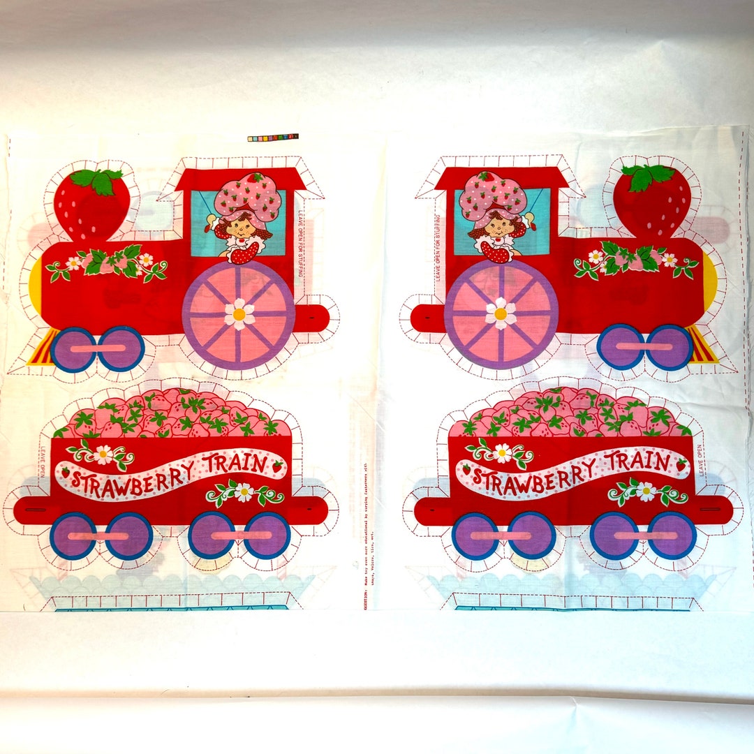 Vintage 1980s Strawberry Shortcake ORIGINAL GENERATION Cut and Sew ...