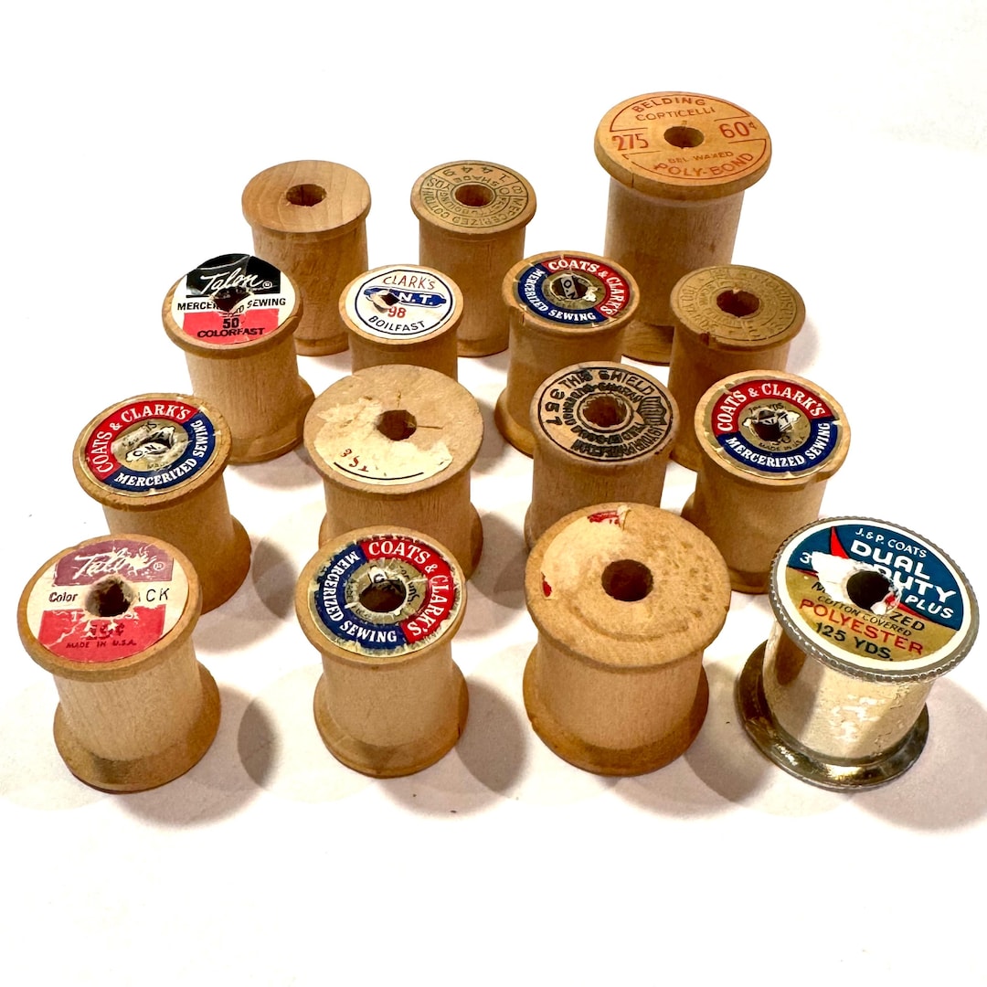 Vintage 1950s-1970s Lot of 15 Wooden Spools/crafting DIY Sewing Thread ...